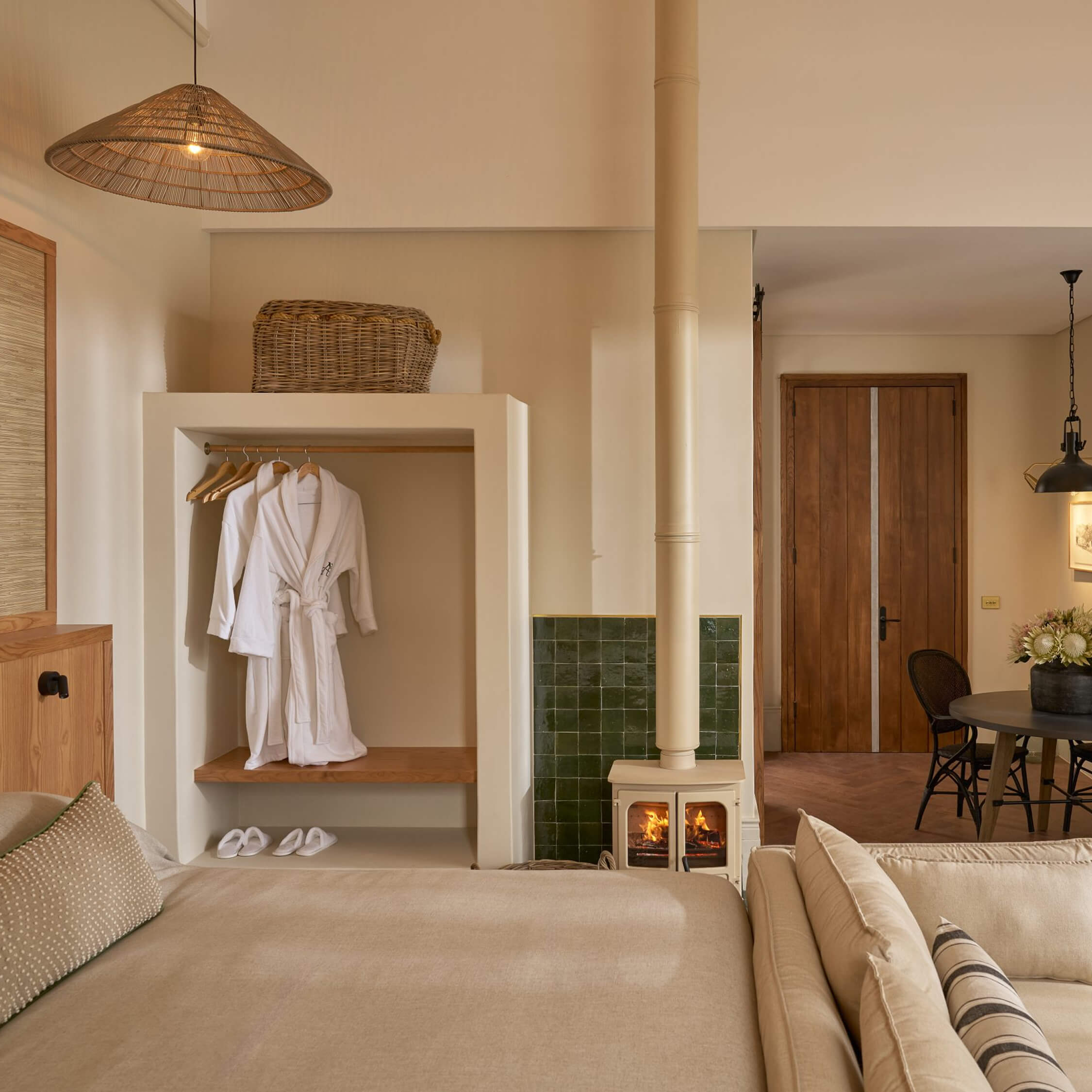 Stay at The Alexander Estate – Alexander Vineyards